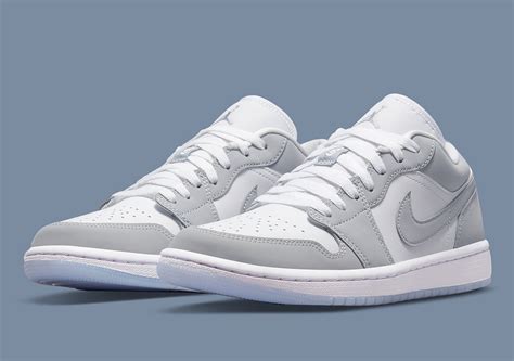 Air Jordan 1 Low Womens White Grey Dc0774 105