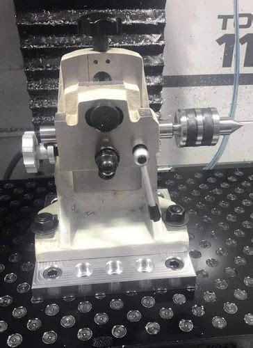 3 Axis CNC Milling Machine For Industrial 220 V At 45000 Piece In Coimbatore