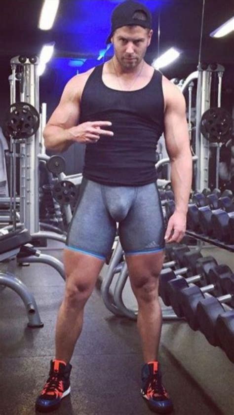 Pin By The Emerald Tiger On Fitness Lycra Men Gym Men Men In Tight