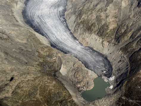 Künftig Liefern Die Schweizer Gletscher Weniger Wasser