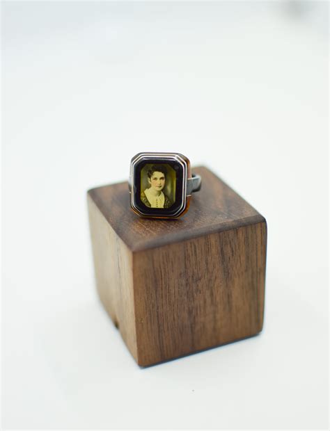 Vintage 1930s Celluloid Portrait Prison Ring 5 75 Fieldwork