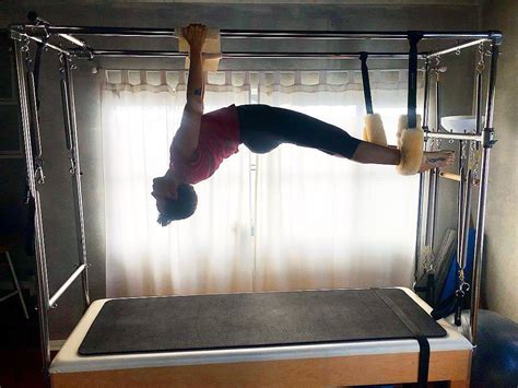 Alanis Morissettes Feet