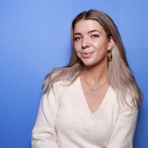 𝑾𝒐𝒘 𝑾𝒂𝒕 𝒈𝒂𝒂𝒕 𝒅𝒆 𝒕𝒊𝒋𝒅 𝒔𝒏𝒆𝒍 Alweer Een Jaar Geleden Dat Ik Mijn Bachelordiploma Commerciële