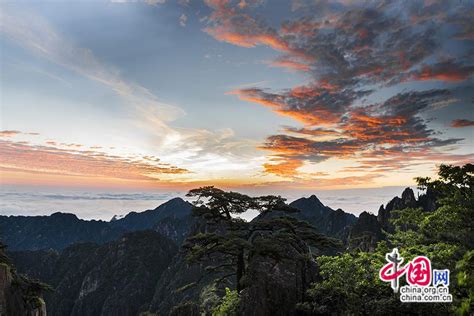 只有一个黄山：旭日破云海 朝霞染苍穹昆明信息港