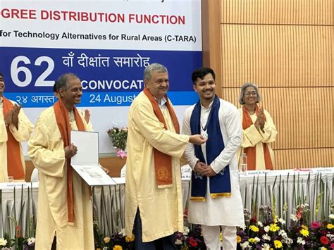 Shailesh Mishra On Linkedin Iitbombay Iit Medalist Life Convocationday Degree Masters