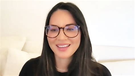 Olivia Munn Says She Underwent Double Mastectomy After 40 Off