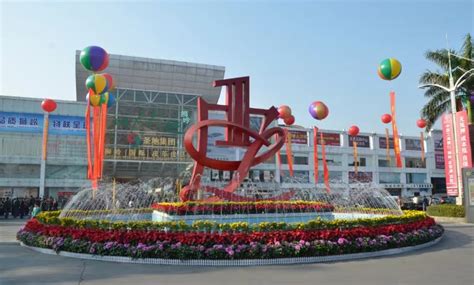 镇·了不起｜广州狮岭镇：如何从“无皮之地”蝶变成“中国皮具之都” 地方频道 央视网