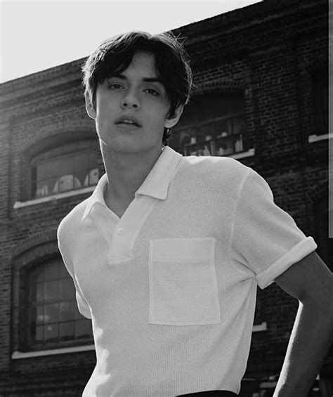 Pin Oleh Zaa Di Bubbie Gambar Pacar Selebritas Aktor