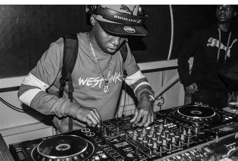 Im Your Number One Fan Babes Wodumo Tells Dlala Thukzin