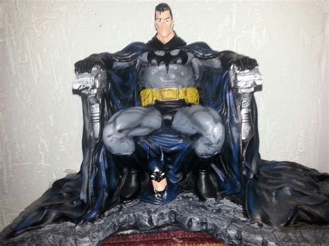 Batman Sentado No Trono Frete Grátis
