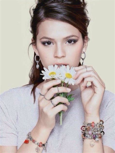 Épinglé Par Zin Eb Sur Bruna Marquezine Beauté