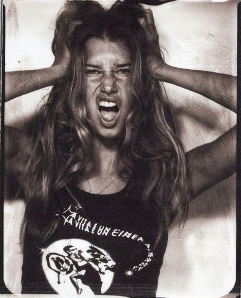 Pin De 𝓬 En Photograph Poses