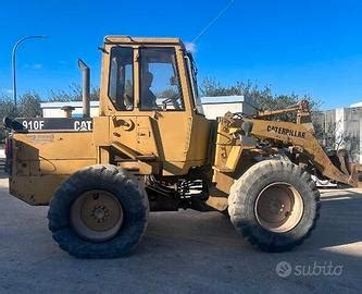 Subito Tortorella Srl Pala Gommata Caterpillar 910 F Veicoli