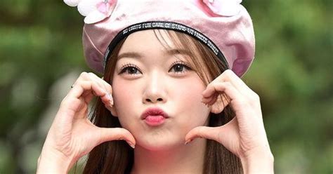 사진 빌리 츠키 귀여운 볼하트