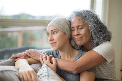 277100 Cancer De Mama Fotos De Stock Imagens E Fotos Royalty Free Istock