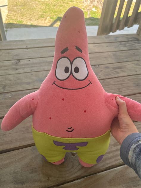 Patrick Standing On The Deck By Saraspongebob78 On Deviantart