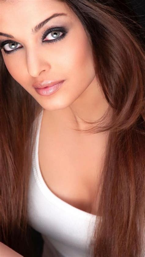 Aishwarya Rai Bachchan Plastic Surgery Before And After Celebrity Surgeries Unseen Photos