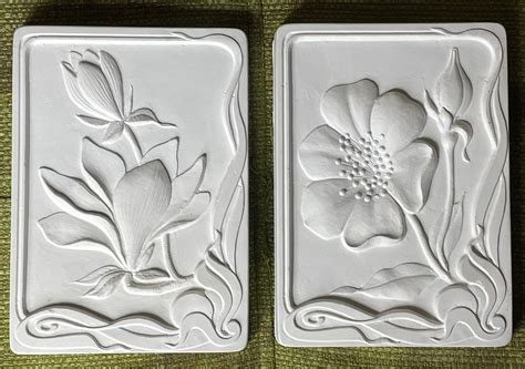 Lilly Flowers Plaster Plaque Wall Art Garden T Plaster