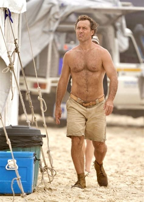Jude Law Means Business As He Bares Chest While Filming Survival Drama Metro News