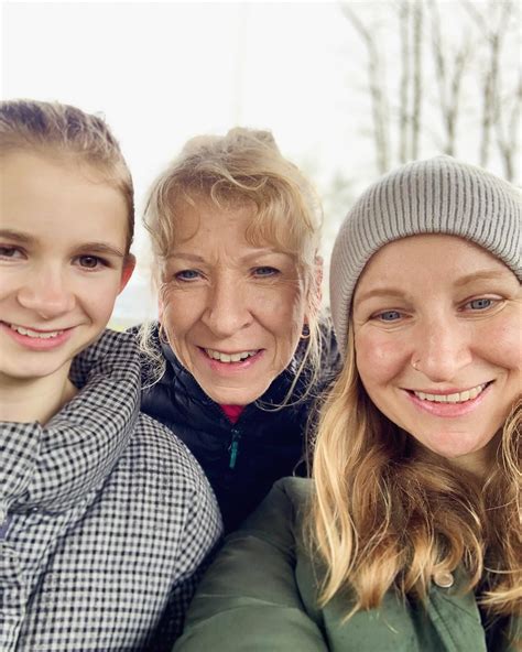 Sarah Lovell Sarahlovellart • Instagram Photos And Videos