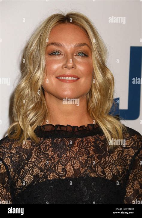 New York New York Usa 13th Dec 2015 Actress Elisabeth Rohm Attends