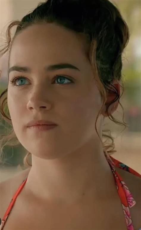 Mary Mouser Rcelebhub