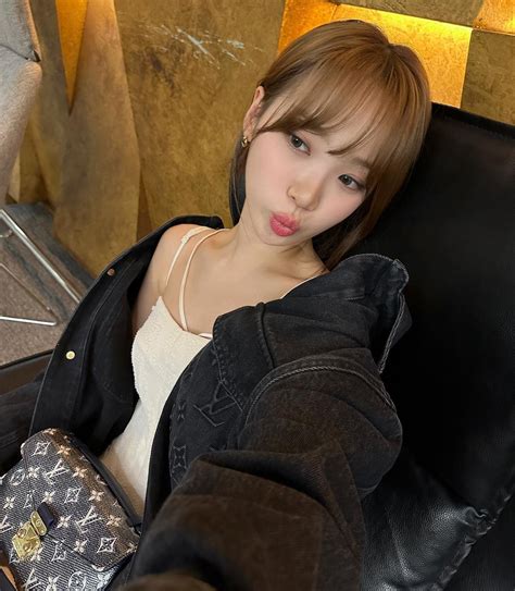 Le Sserafim Pics On X Chaewon Instagram Update