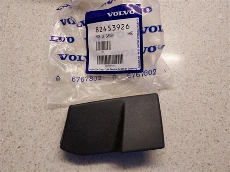 Genuine Volvo Fh Version 4 Headlight Surround Insert Driver Side Rh