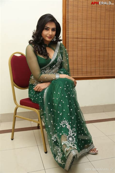 Raagini Spicy Photos