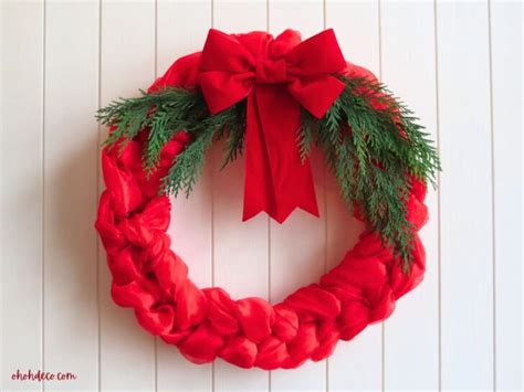How To Craft A No Sew Diy Fabric Wreath