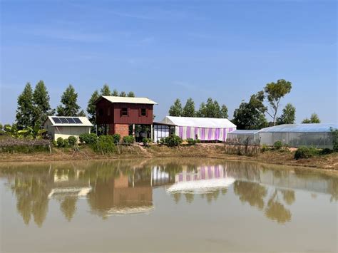 Vue Generale Et Bassine Reserve Eau Fondation Heloïse Charruau