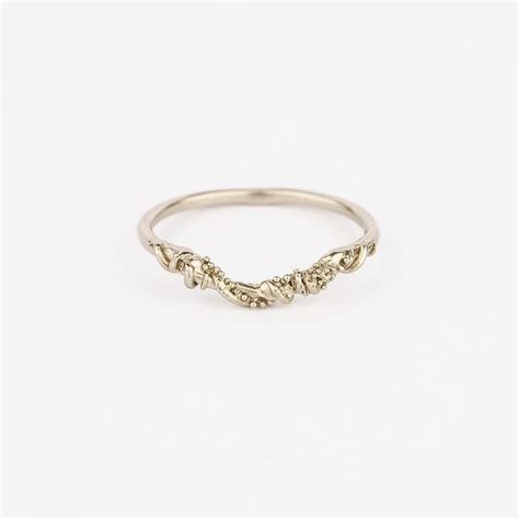 Bespoke Woven Grass Ring By Sarah Brown Jewellery Rings Brown Jewelry White Gold