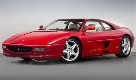 Autá Ferrari - technické špecifikácie, recenzie & testy