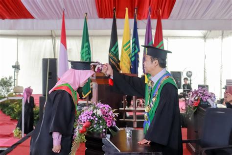 Foto Wisuda Ke 33 Uin Satu Tulungagung