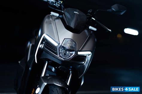 Sym Mmbcu Scooter Price Specs And Features Bikes4sale