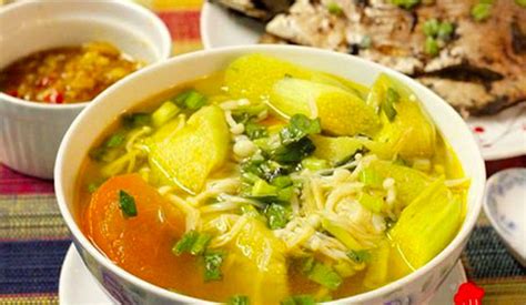 Cách Nấu Canh Nấm Kim Châm Siêu Ngon Cho Ngày Thanh Mát