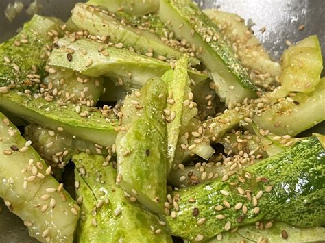 오이는 ‘이렇게 무치는 게 가장 맛있습니다 감칠맛 10배 오이 무침 레시피 텐꿀팁