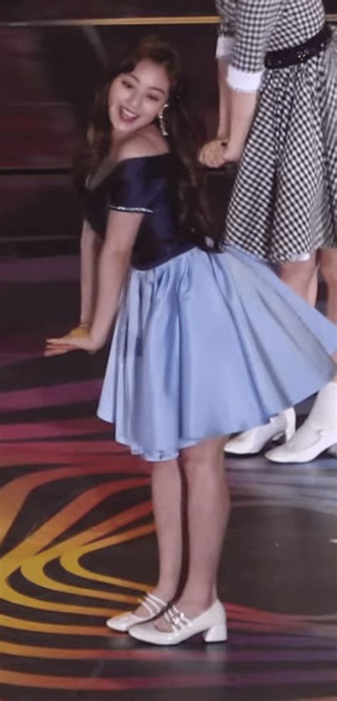 Arch On Twitter 지효 가슴 Oz7uteenhl Twitter