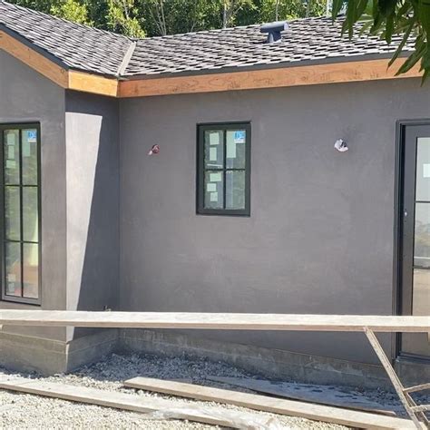Smooth Stucco Finish For Your Guest House