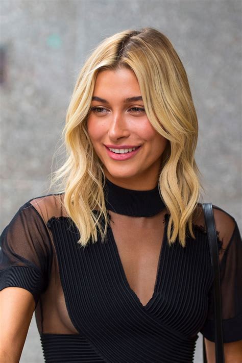 Hailey Baldwin Dybap