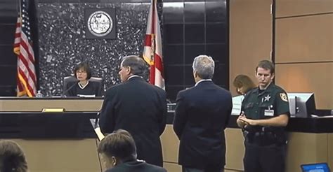 Todo Lo Que Hay Que Saber De La Lista De Epstein Y Su Historia La Cadera De Eva