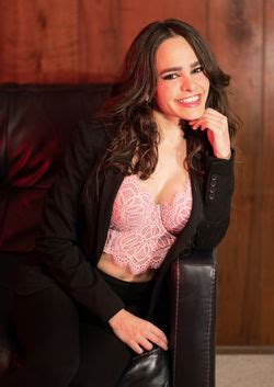 Actress Cassimoon