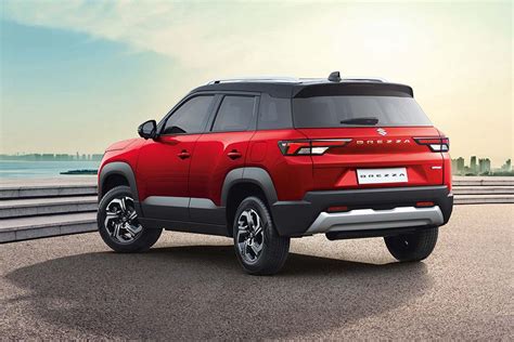 Maruti Brezza Lxi On Road Price Rto Insurance Features Colours Mileage Of Brezza Base Model