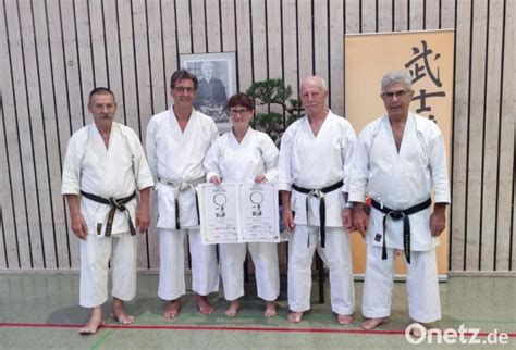 Karate 4 Dan Für Ilona Aures Aus Neukirchen Onetz