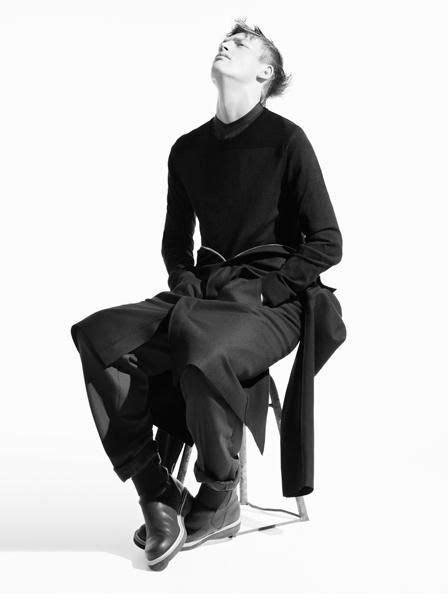 Chris Beek By Alessandro Dal Buoni For Sleek Magazine Mens Fashion Suits Mens Fashion Sleek