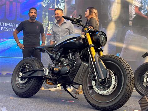 Tvs Motosoul 2023 4 Modified Tvs Ronin Bikes Unveiled Bikedekho