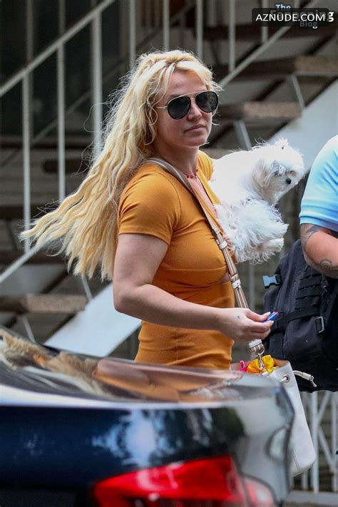 Britney Spears Goes Sexy And Braless At Chateau Marmont In Hollywood