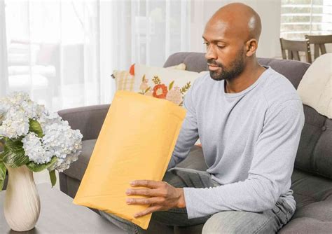 How To Mail A Bubble Mailer Mailing Addressing And Shipping Tips