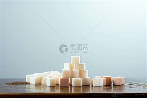 堆放的方形糖块高清图片下载 正版图片600495550 摄图网