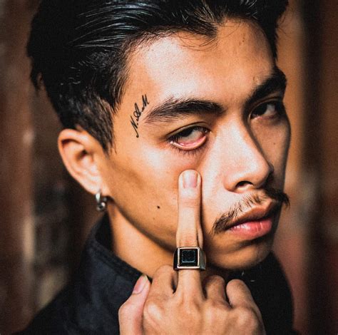 Vanda Singer Collection Opensea